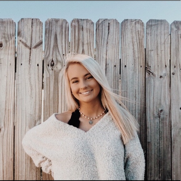 Kailey's Closet (@kailey_hinson) | Poshmark